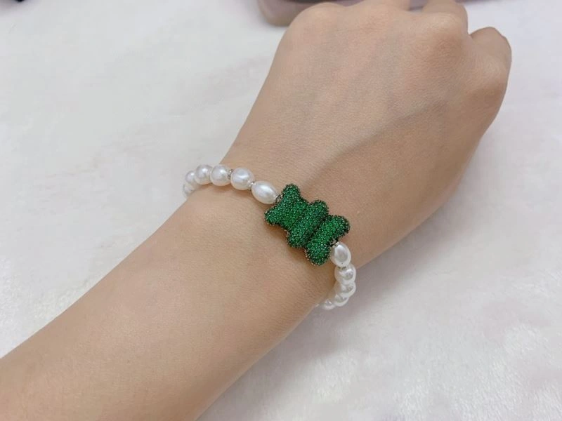 Indistinguishable Apm Bracelets