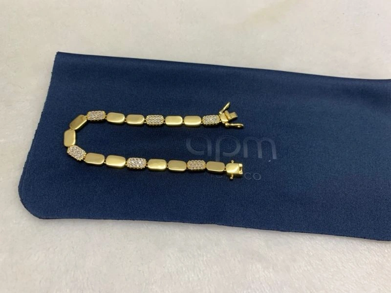 Top match Apm Bracelets