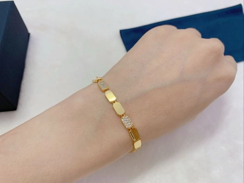 Top match Apm Bracelets