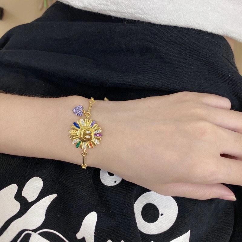 Precise copy Apm Bracelets