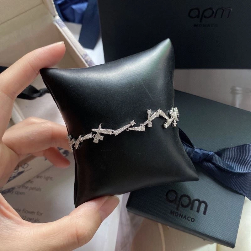 Cut-rate Apm Bracelets