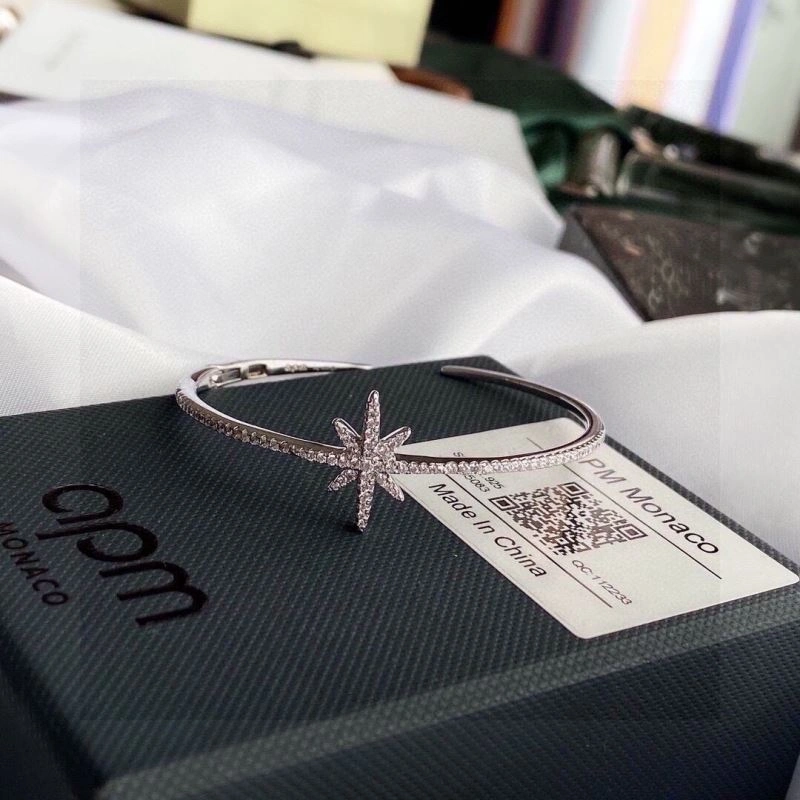 Cut-rate Apm Bracelets