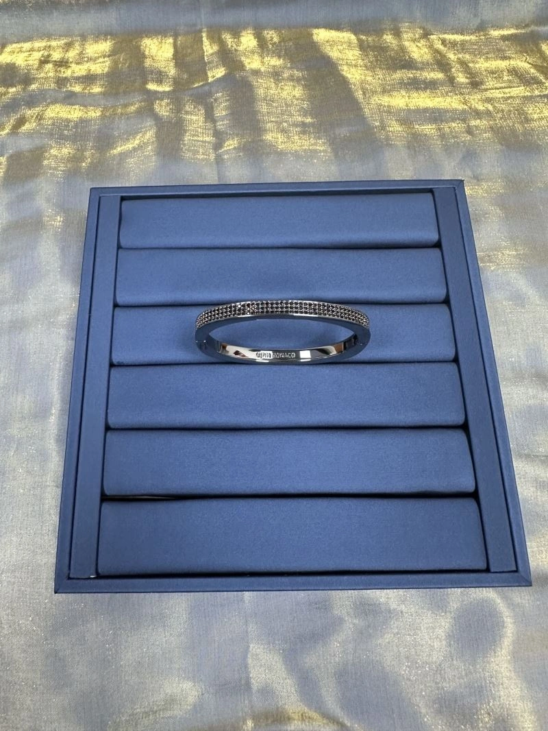 Bargain Apm Bracelets