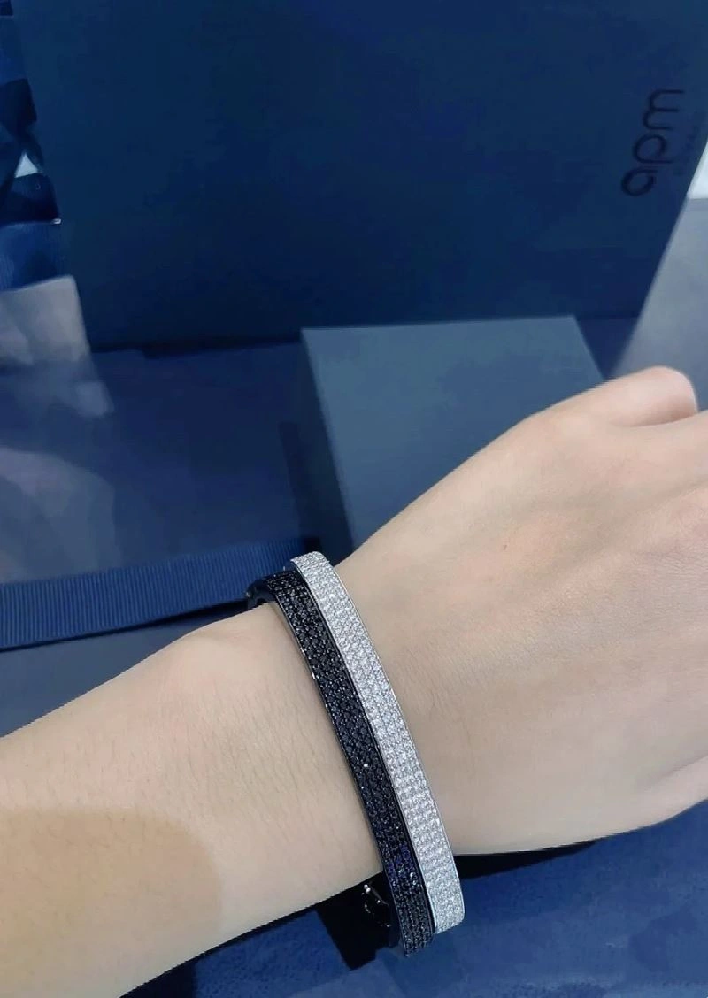 Bargain Apm Bracelets
