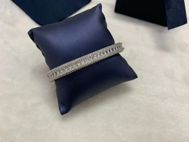 Discounted Apm Bracelets