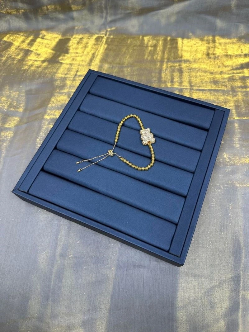 Factory-made Apm Bracelets