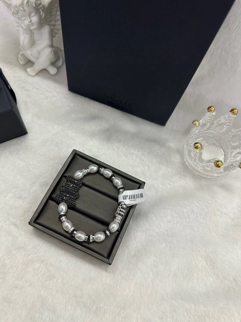 Budget-friendly Apm Bracelets