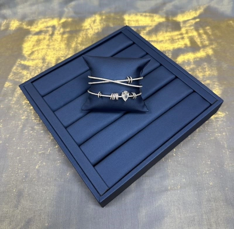 Mirror quality Apm Bracelets