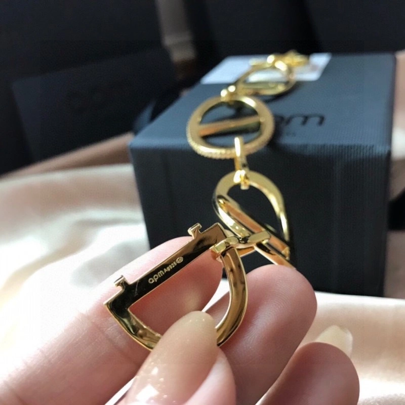 Budget-friendly Apm Bracelets