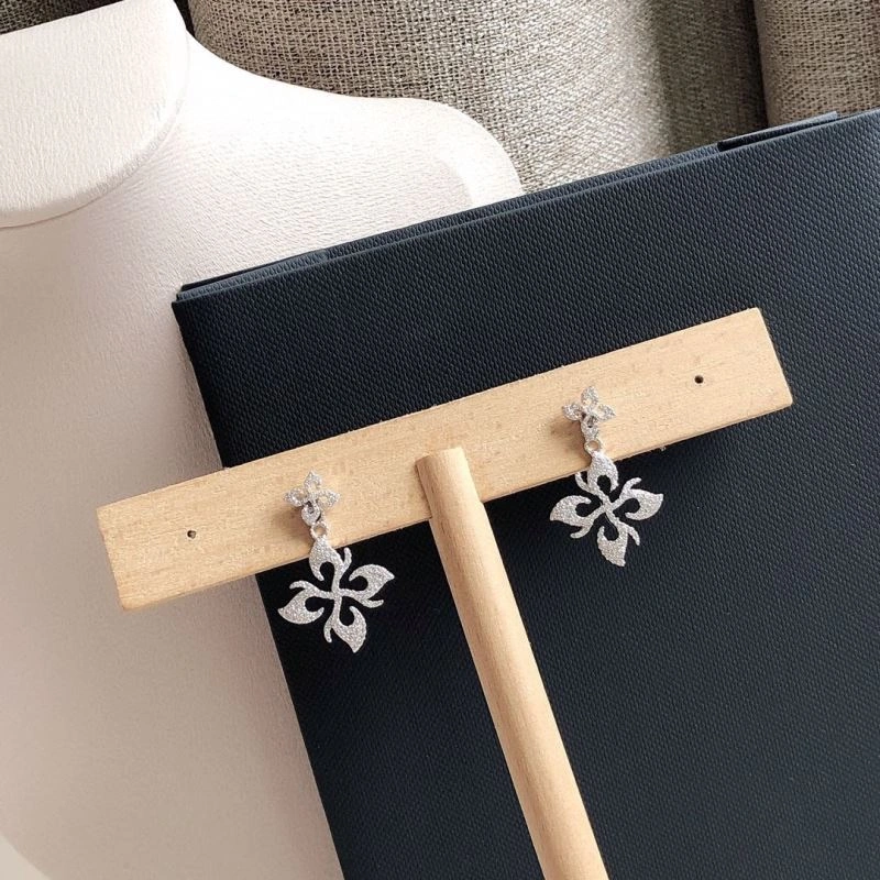 Factory-made Apm Earrings