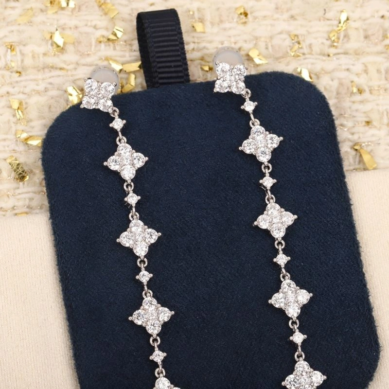 Perfect replica Apm Earrings