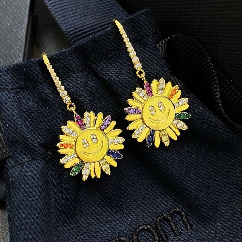 Factory-made Apm Earrings