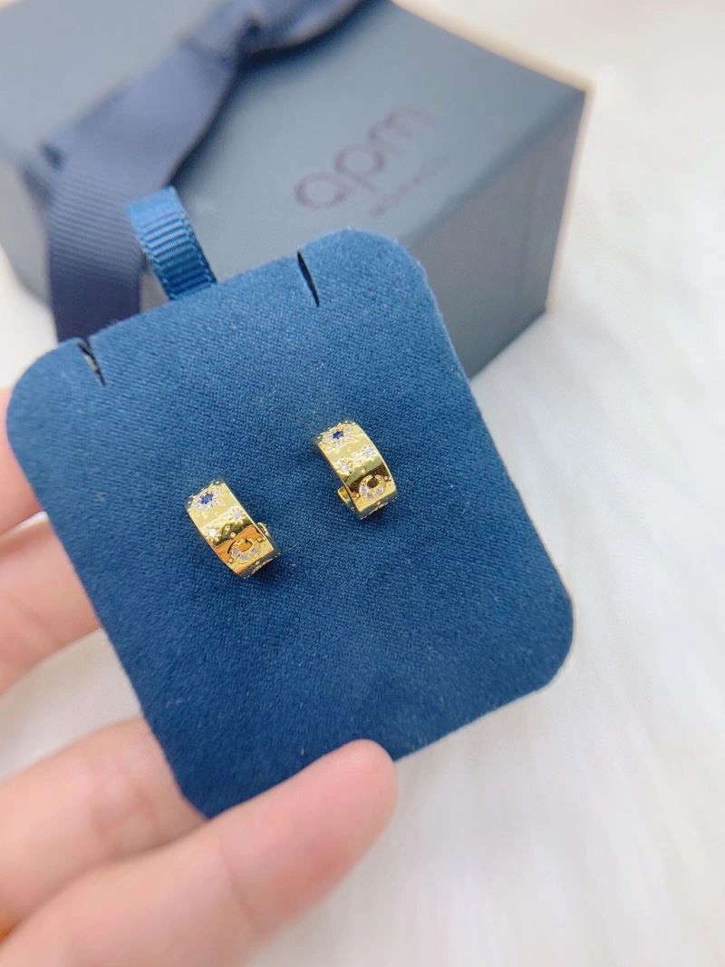 Top match Apm Earrings