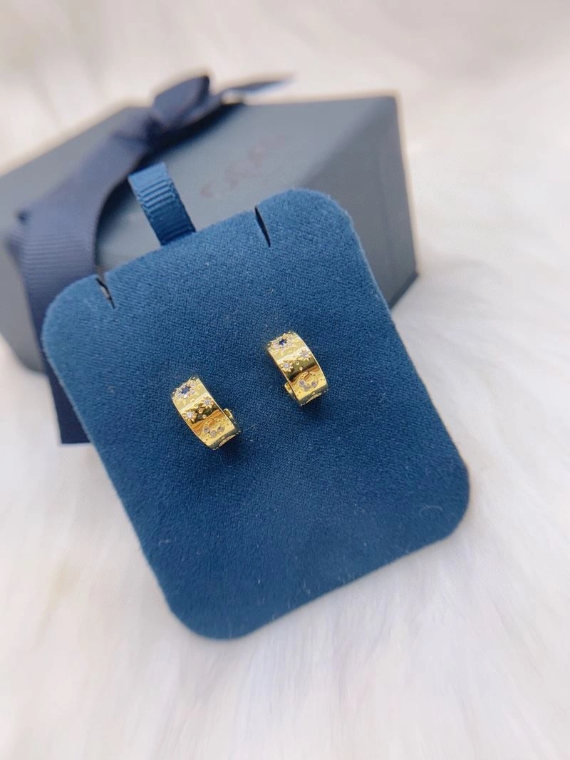 Top match Apm Earrings