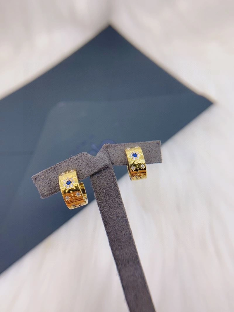 Top match Apm Earrings