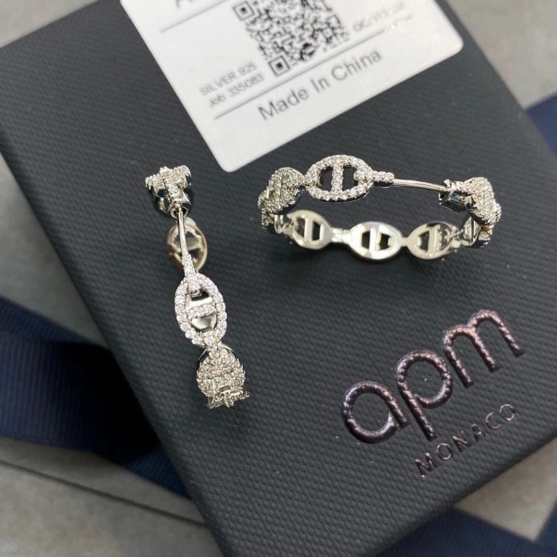 Accurate model Apm Earrings
