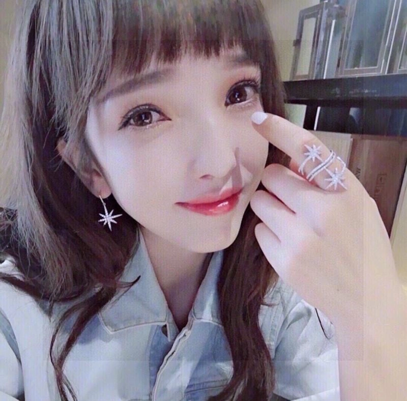 Value-priced Apm Earrings