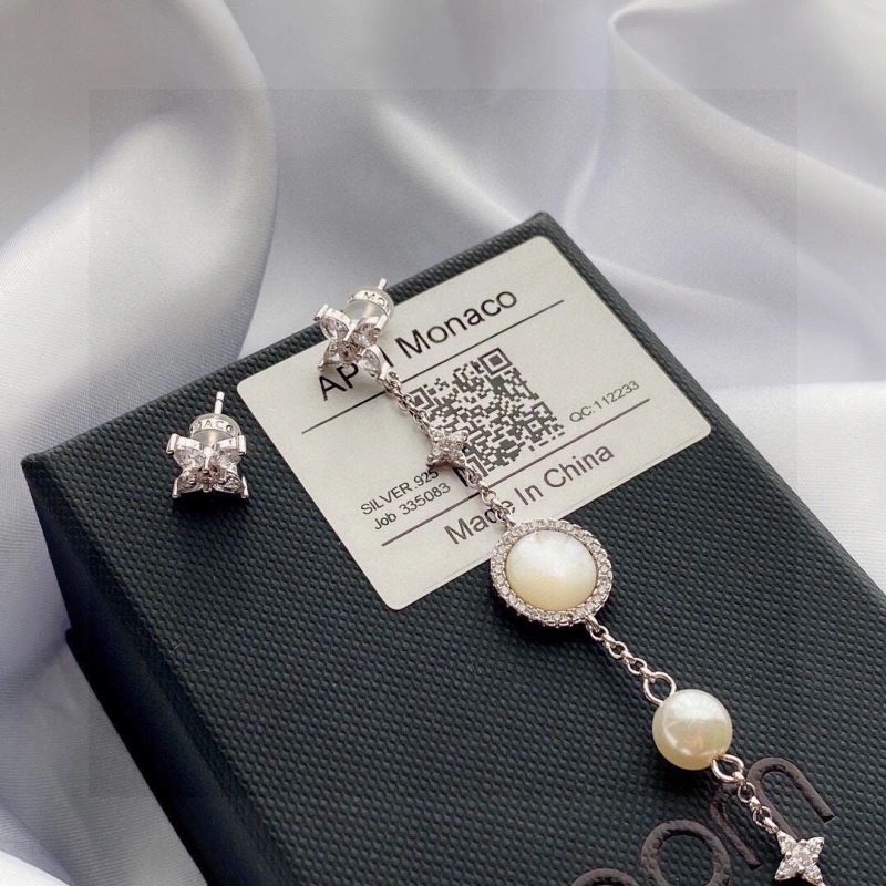 Top match Apm Earrings