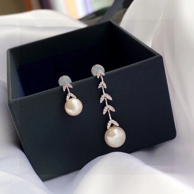 Affordable Apm Earrings