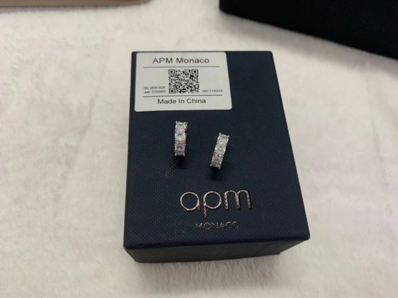 Perfect replica Apm Earrings