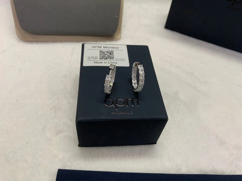 Perfect replica Apm Earrings