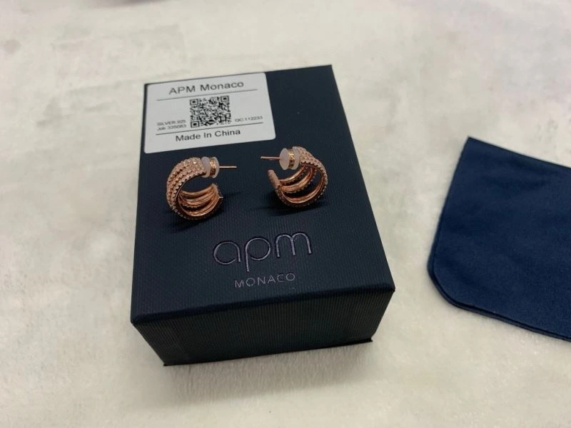 1:1 copy Apm Earrings