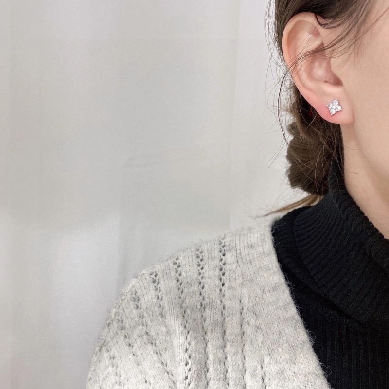 Value-priced Apm Earrings
