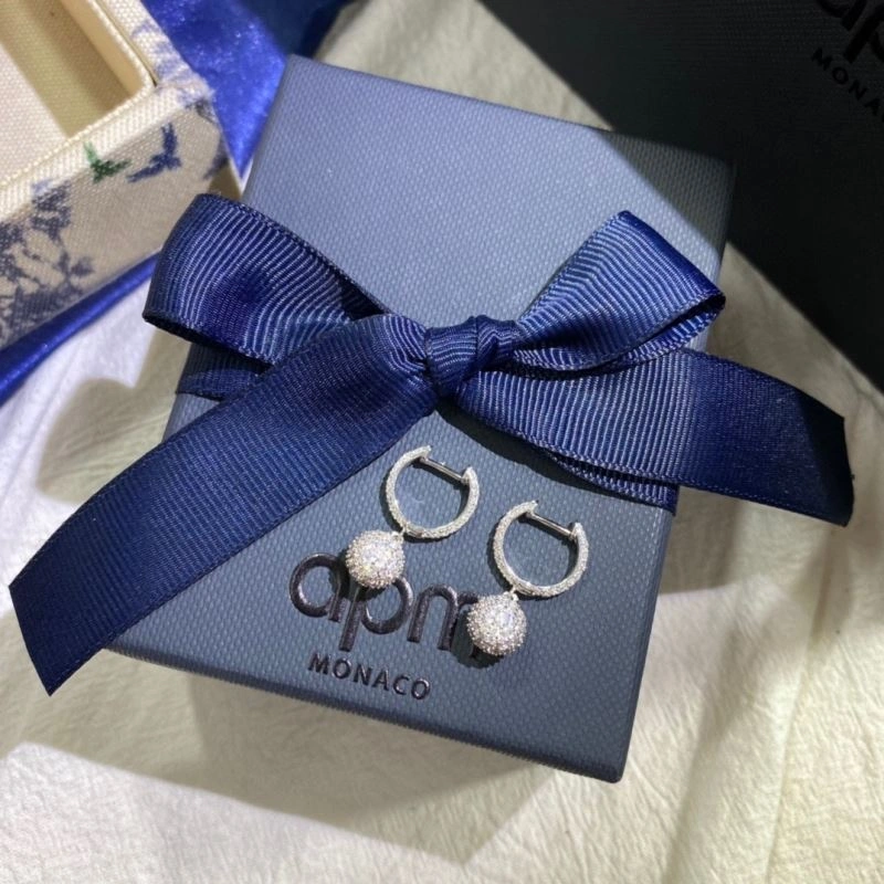 Perfect replica Apm Earrings