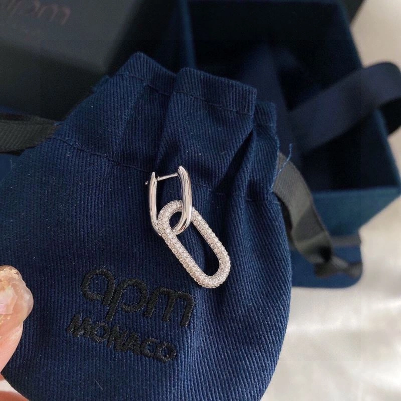 Accurate model Apm Earrings