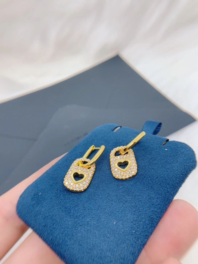 Inexpensive Apm Earrings
