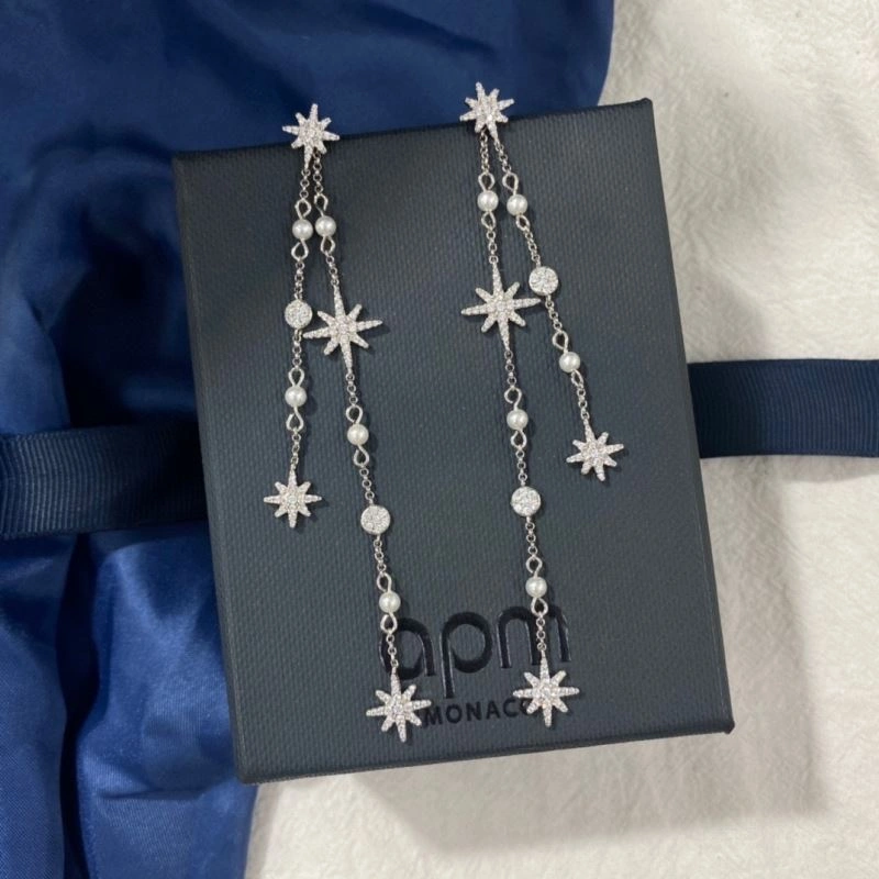 Top match Apm Earrings