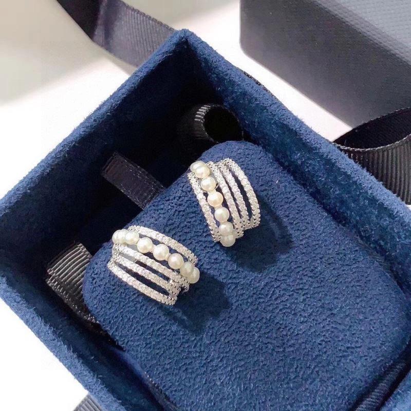 Value-priced Apm Earrings