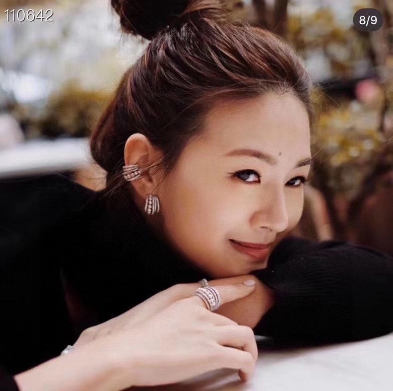 Value-priced Apm Earrings