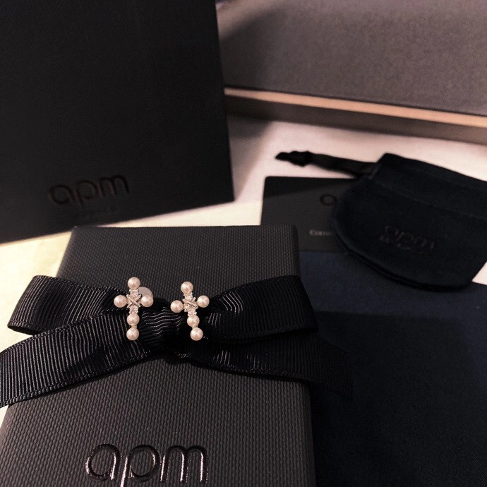 1:1 copy Apm Earrings