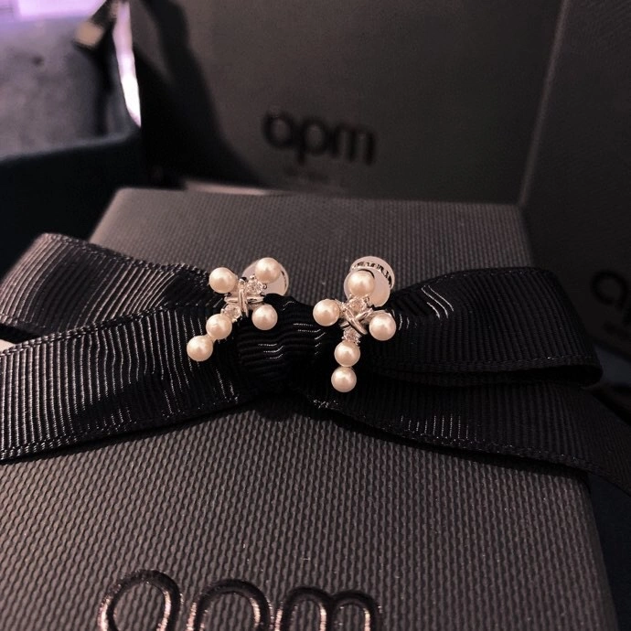 1:1 copy Apm Earrings