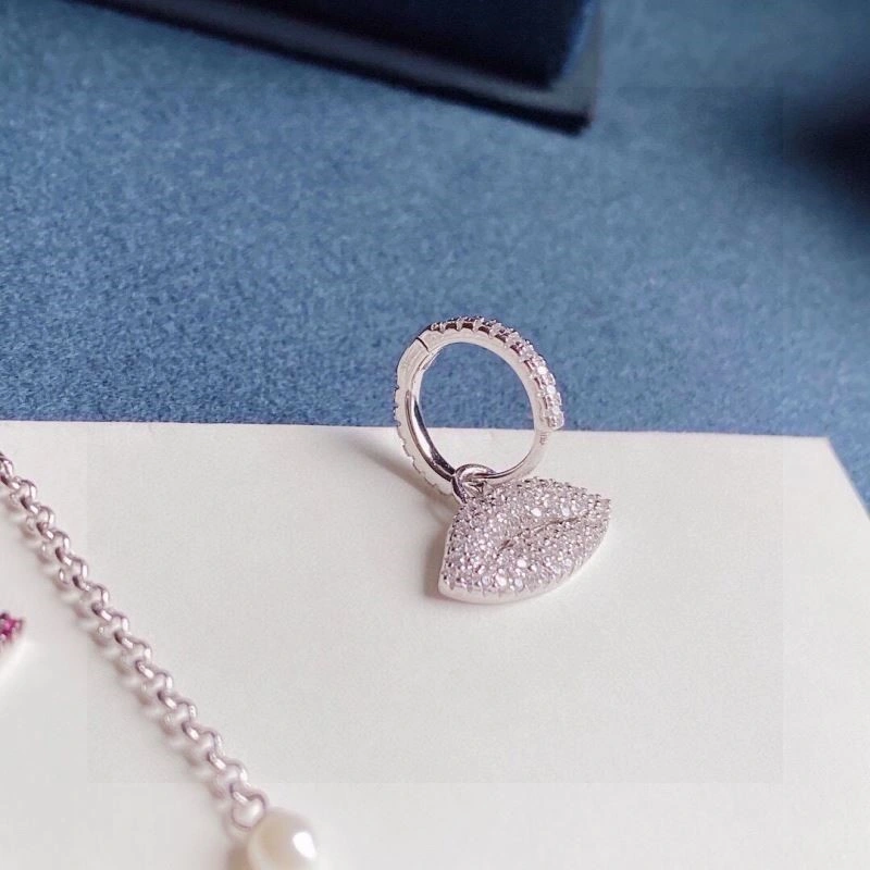 1:1 copy Apm Earrings