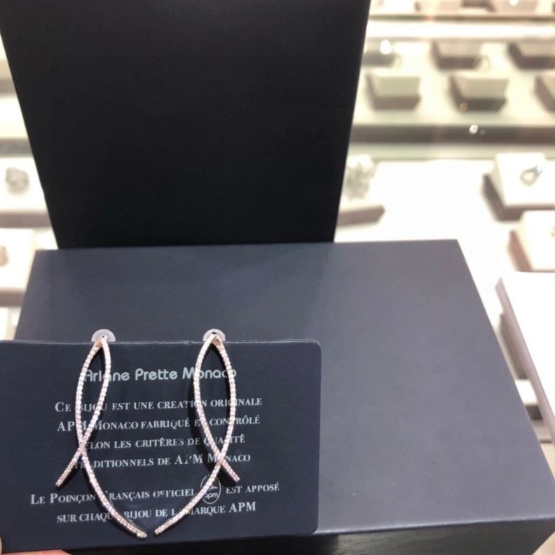 Perfect replica Apm Earrings