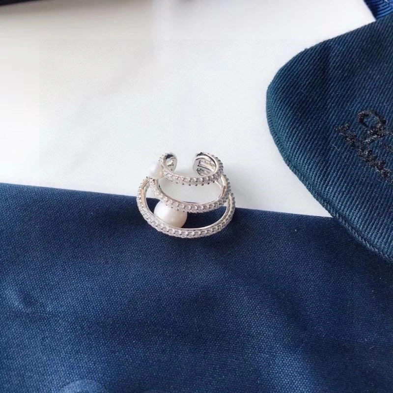 Budget-friendly Apm Earrings