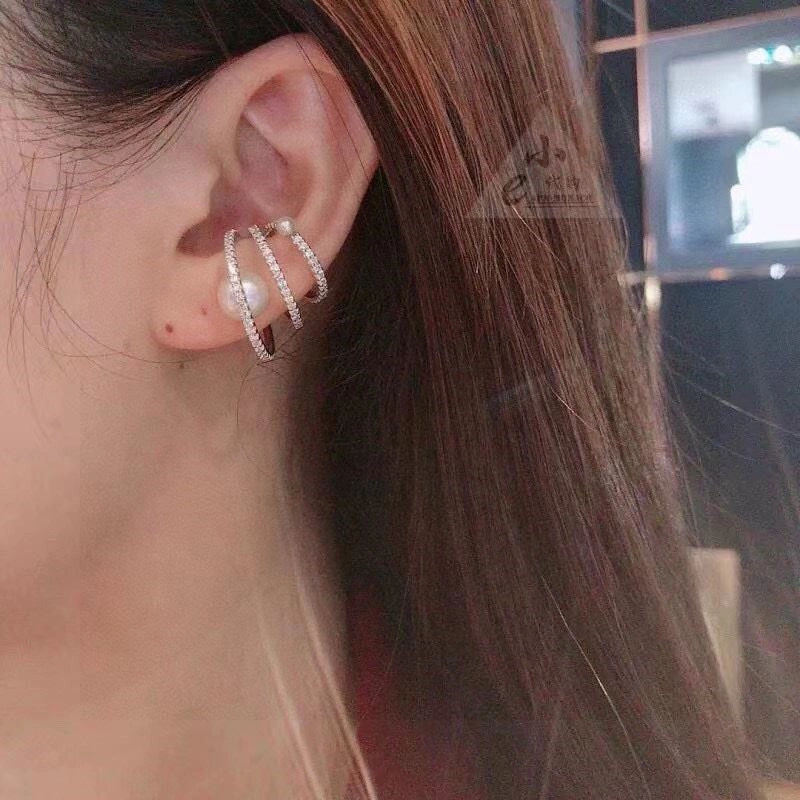 Budget-friendly Apm Earrings