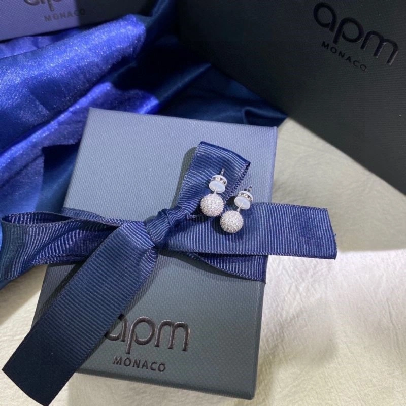 Accurate model Apm Earrings