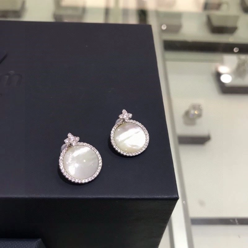 Budget-friendly Apm Earrings