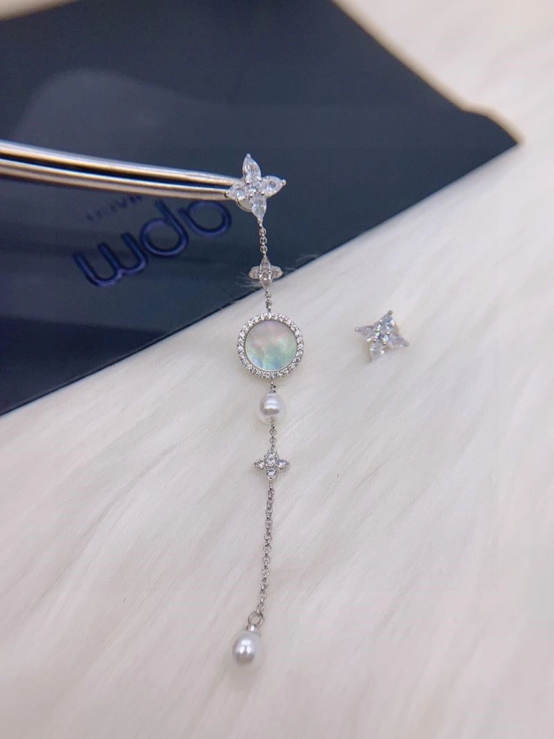 Value-priced Apm Earrings