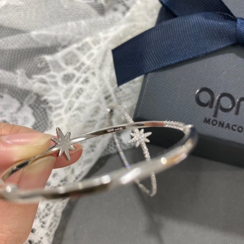 Factory-made Apm Earrings