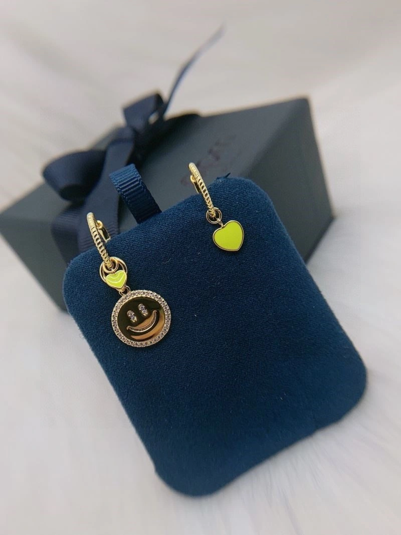 Precise copy Apm Earrings