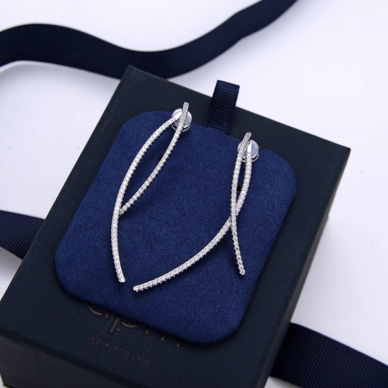 Apm Earrings