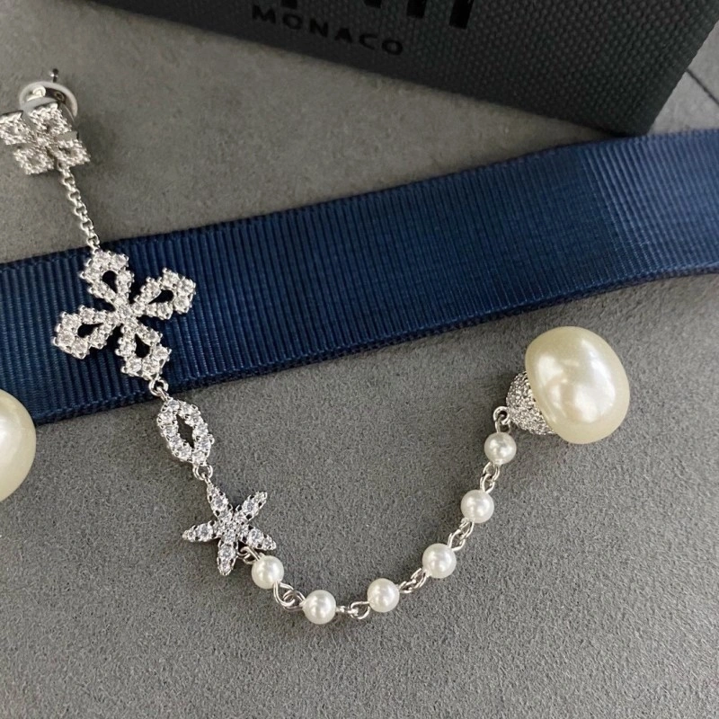 Affordable Apm Earrings