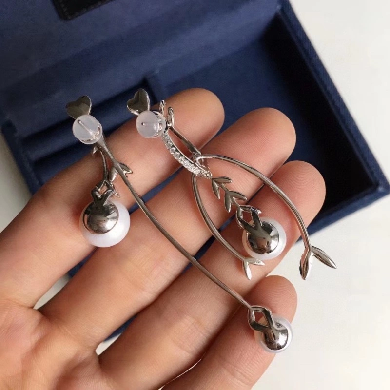Bargain Apm Earrings