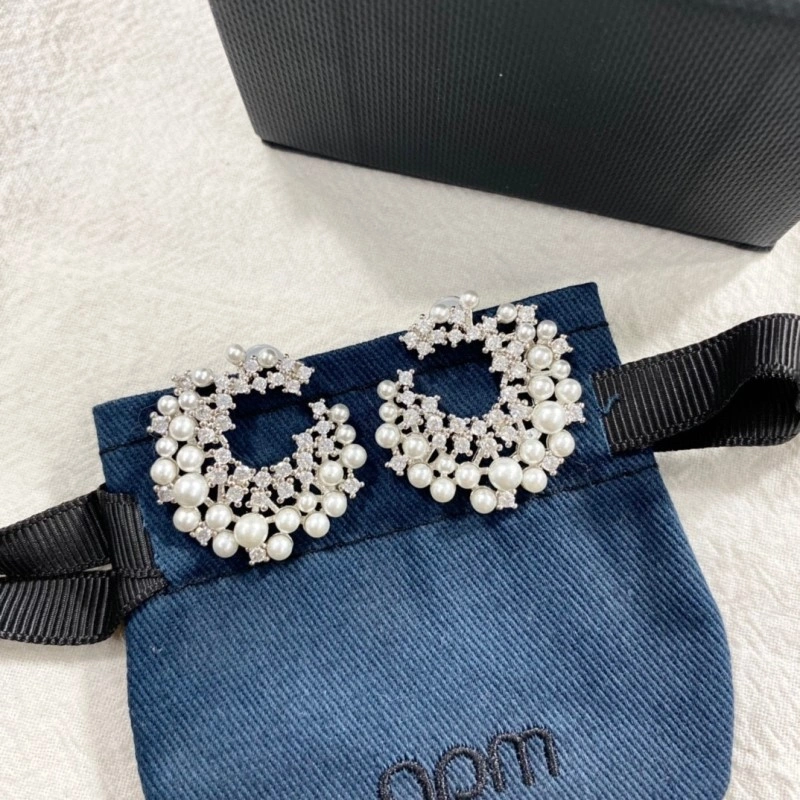 Cut-rate Apm Earrings