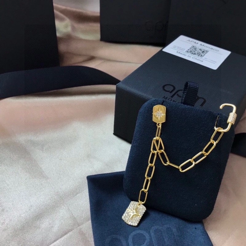 Top match Apm Earrings