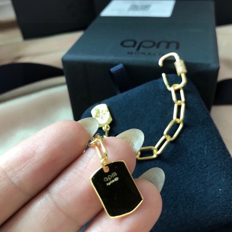 Top match Apm Earrings